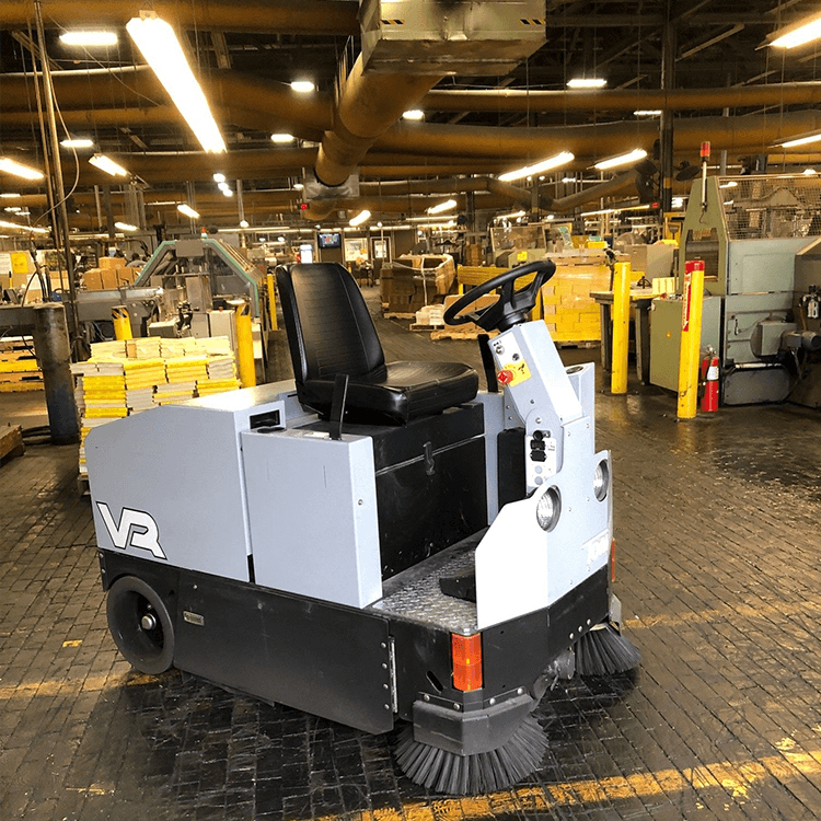Tomcat VR - Battery Ride On Floor Sweeper
